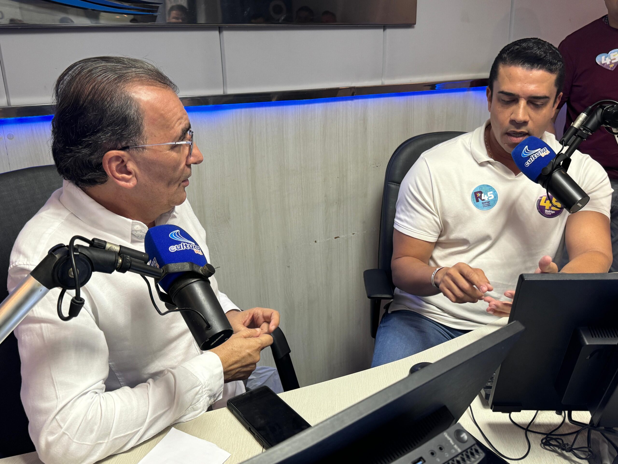 Rodrigo afirma que Tonynho (MDB) traiu Raquel Lyra